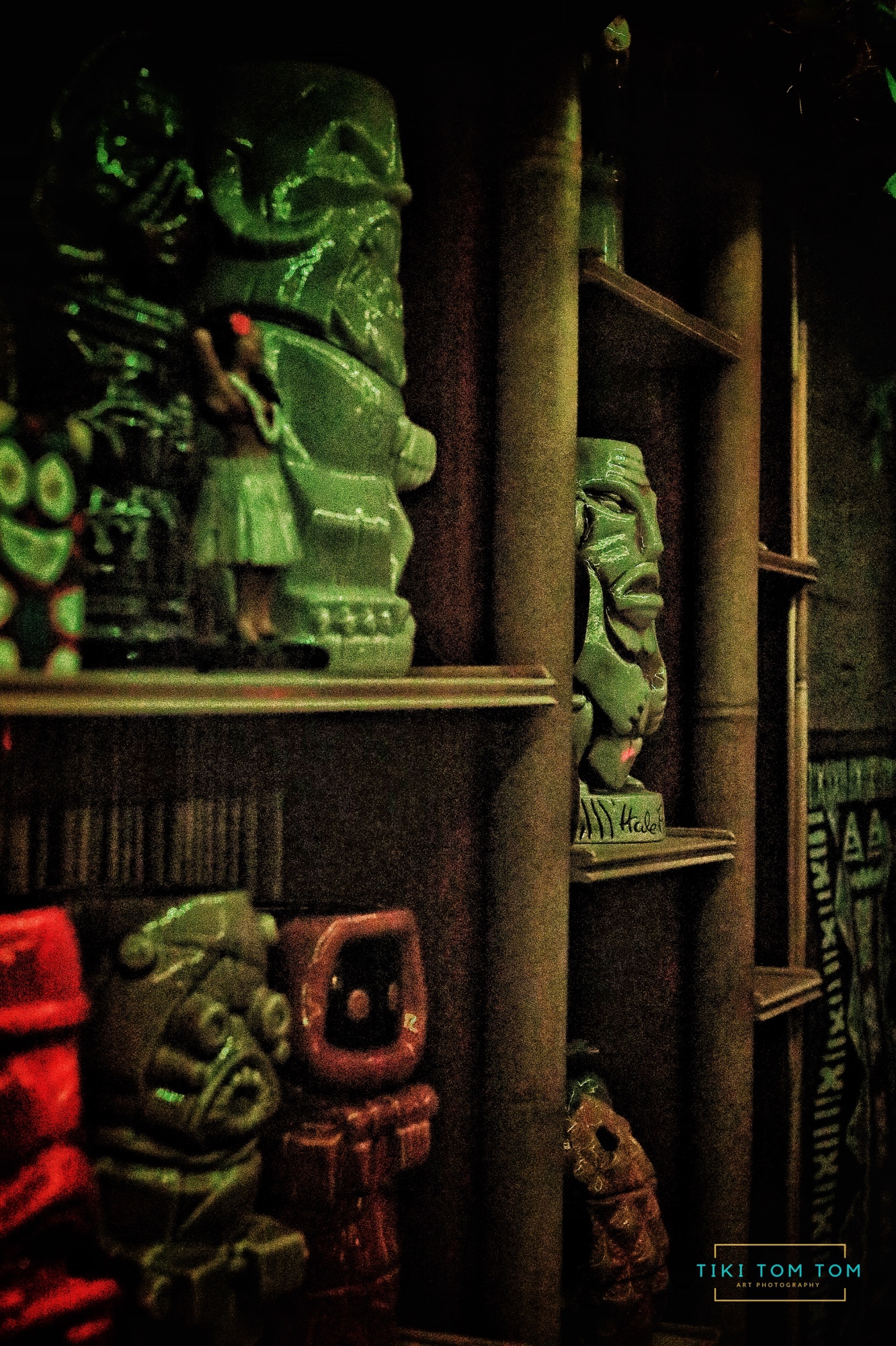 Uncle Cliff enters the Temple of Deceit. – Polynesiacs